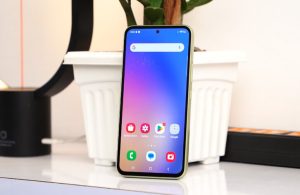 Samsung Galaxy A54 5G Review: Premium A-Series Phone That You Need ...