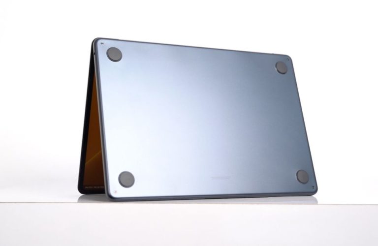 Apple MacBook Air M2 Review: Everything Is New Here! - AppleGadgets Blog