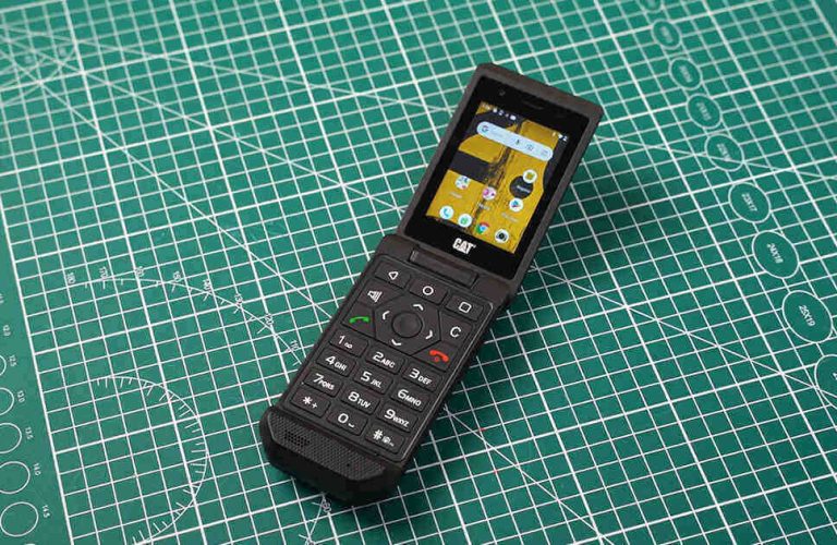 CAT S22 Flip Review: Smart Dumb Phone! - AppleGadgets Blog