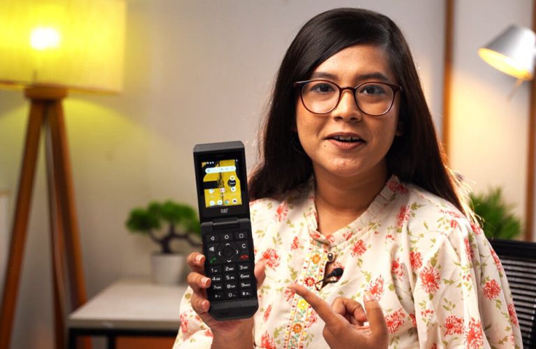 CAT S22 Flip Review: Smart Dumb Phone! - AppleGadgets Blog