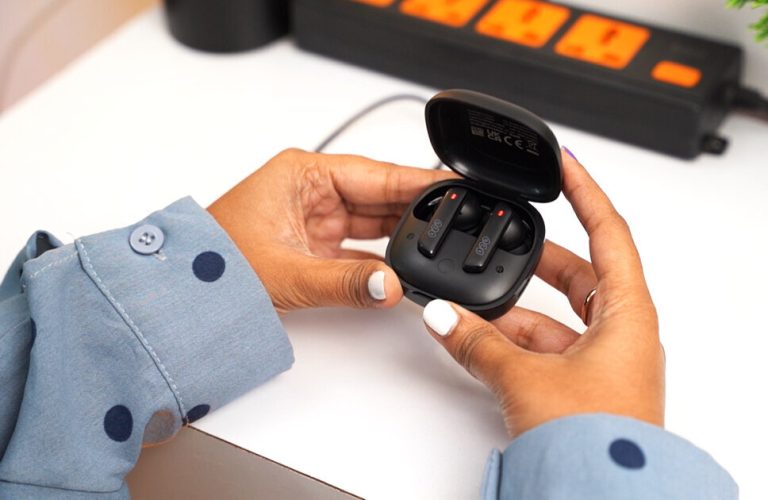 QCY HT05 Review: Great Sound At a Budget Price - AppleGadgets Blog